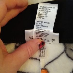 Grumpy Cat | Intimates & Sleepwear | Grumpy Cat Halloween Fleece Pajama ...